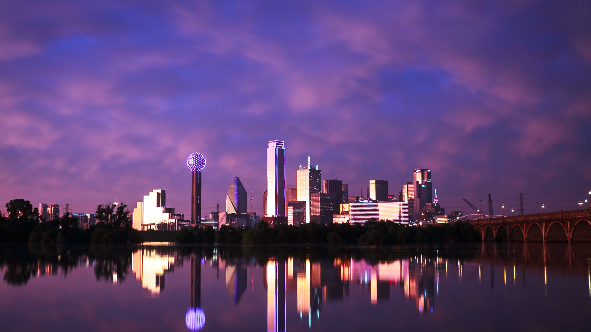 Dallas Colocation - Dallas Data Center Advantages and Pricing