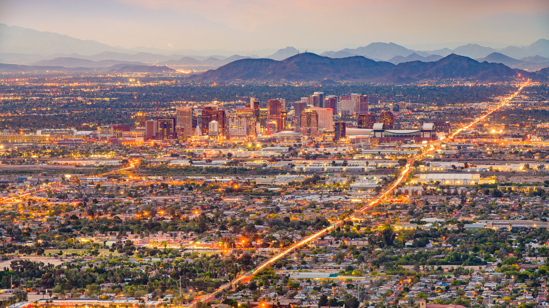 Phoenix Data Centers: Colocation in the Valley of the Sun