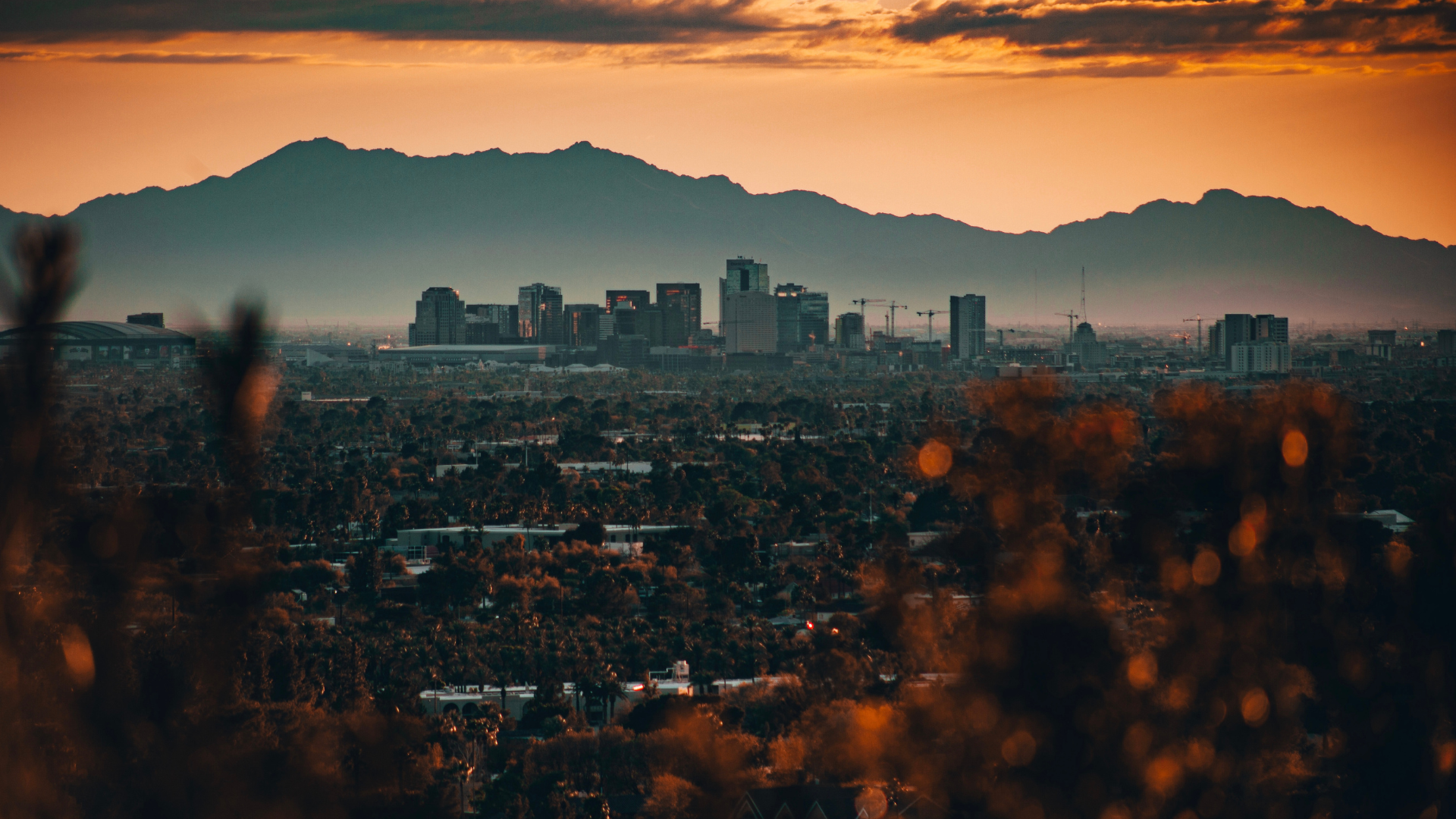 Phoenix Data Centers: Colocation in the Valley of the Sun